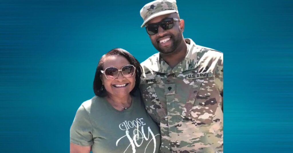 Kento Yamazaki Wife, Past Affairs, Net Worth, Family and Bio - celewifeinfo